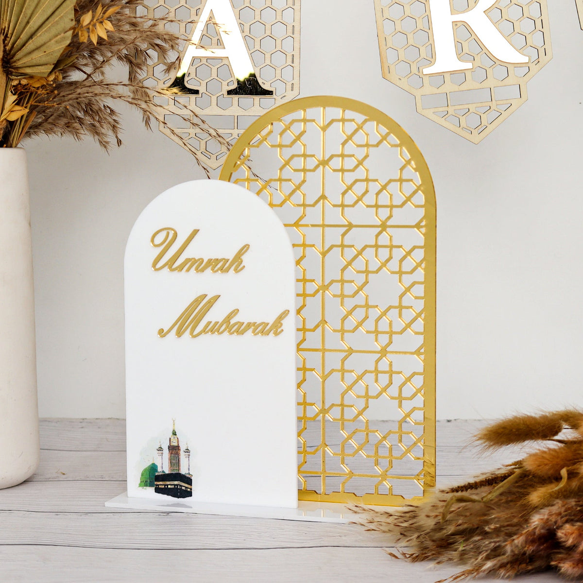 White & Gold "Umrah Mubarak" Decorative Tabletop Sign – Salam Occasions